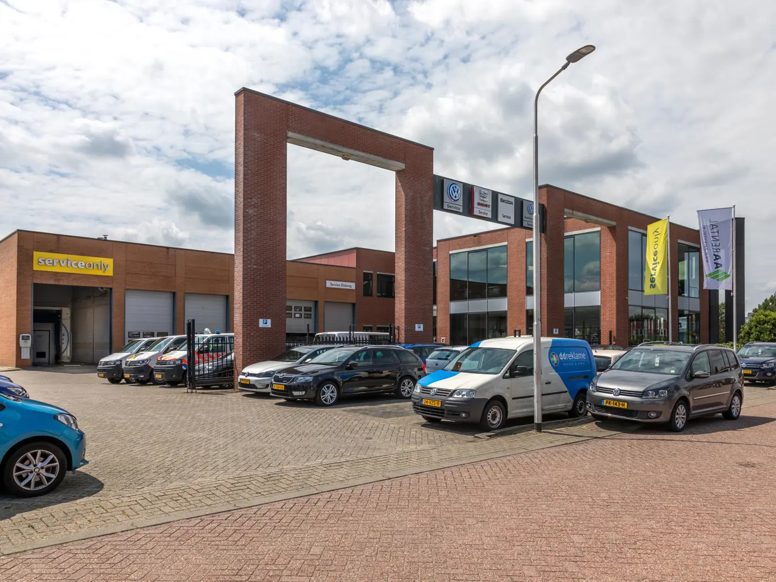 De onderhoudskosten van bekende auto merken | ServiceOnly